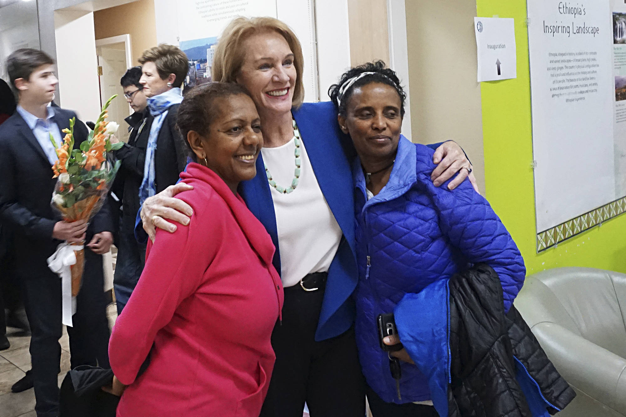 Jenny Durkan Sworn in as Mayor of Seattle | Seattle Weekly Jenny Durkan Sworn in as Mayor of Seattle | Seattle Weekly
