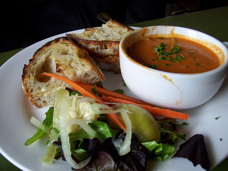 Eatside: Renton's Righteous Red House | Seattle Weekly