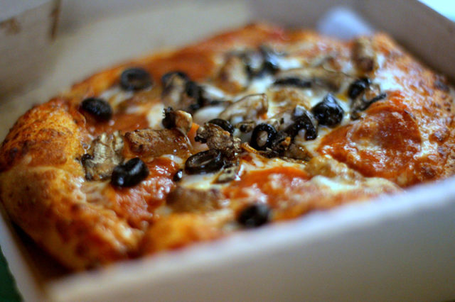 SoDo Pizza Raises the Bar | Seattle Weekly