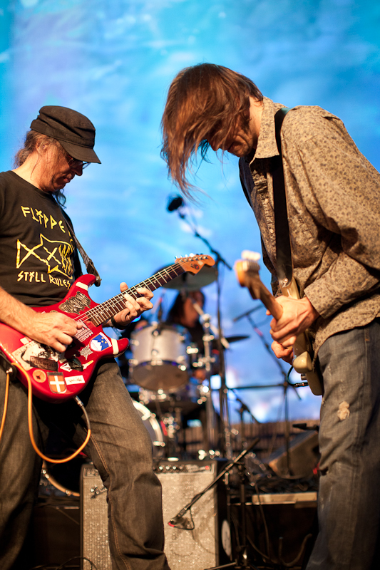 Last night, friends of Nirvana and Susie Tennant, the lady who helped ...