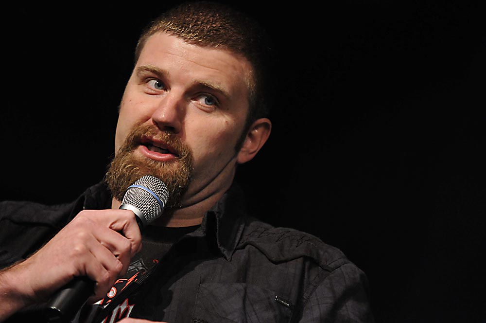 Thousands of fans gathered at Pier 66 yesterday to attend CatchCon 2011 ...